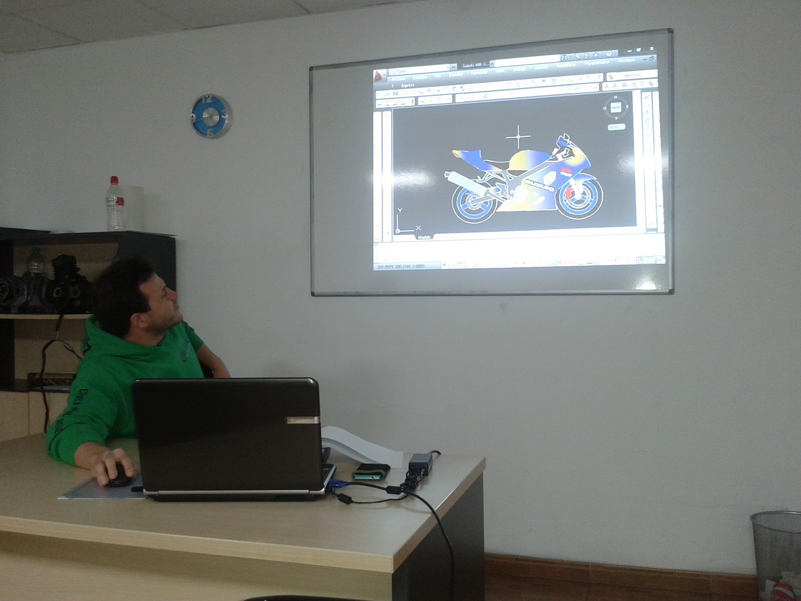 ASIGNATURA DE INFORMÁTICA - AUTOCAD - EMA Competición